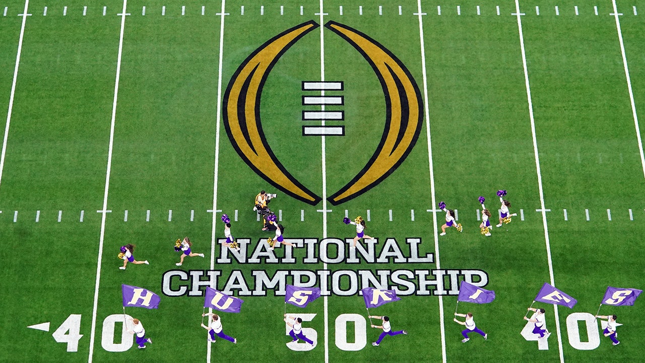 The 12-team field for the 2024-25 College Football Playoff is unveiled ...
