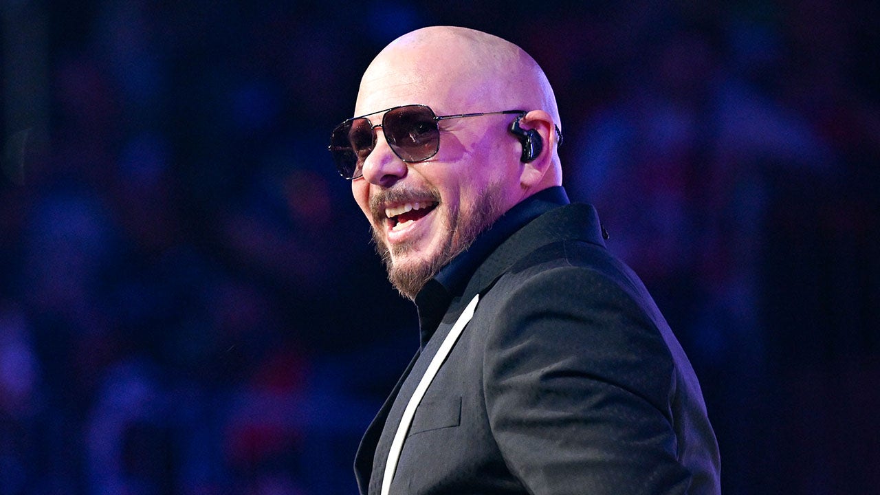 FIU Panthers' football stadium is now known as Pitbull Stadium after ...